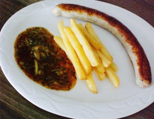 Selbstgemachte Kräuter-Kalbsbratwurst Rezept - ichkoche.at