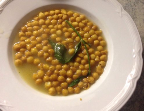 Backerbsen in klarer Suppe Rezept - ichkoche.at