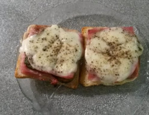 Mozzarella-Toast Rezept - ichkoche