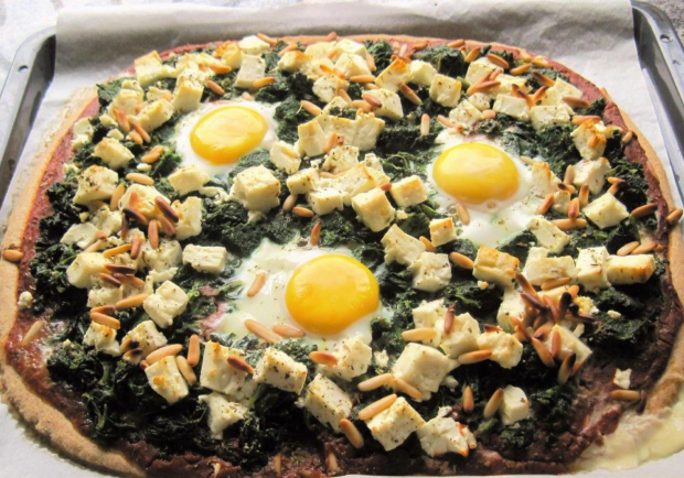 Spinat-Feta Pizza Rezept - ichkoche.at