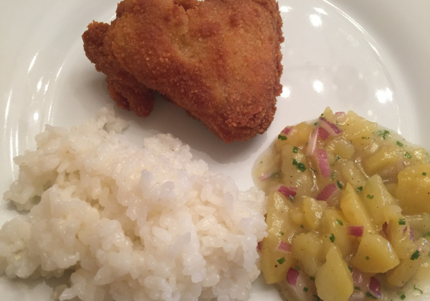 Backhendl mit Kartoffelsalat Rezept - ichkoche.at