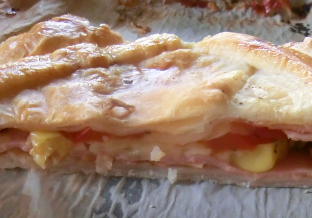 Pizza-Strudel Rezept - ichkoche.at