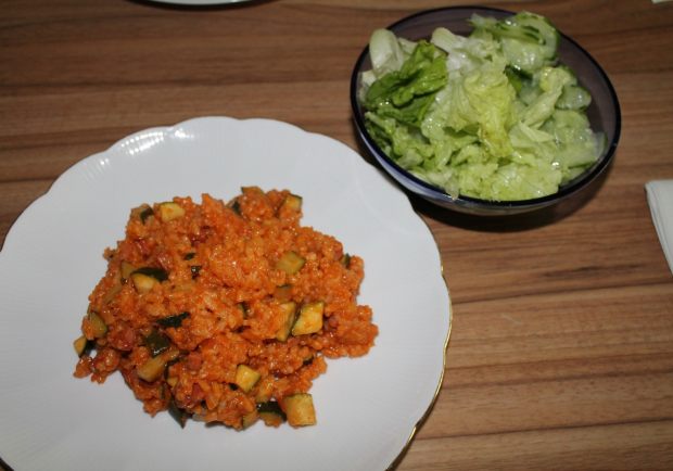 Gemüse-Reisfleisch-Pfanne superschnell Rezept - ichkoche
